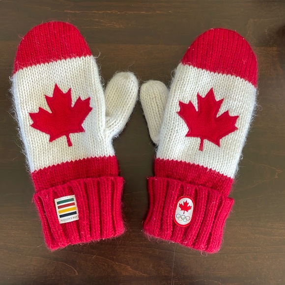 Accessories | Hudsons Bay Canadian Olympics Red Mitten | Poshmark
